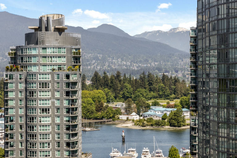 SR5_1087_web — Devon Samson